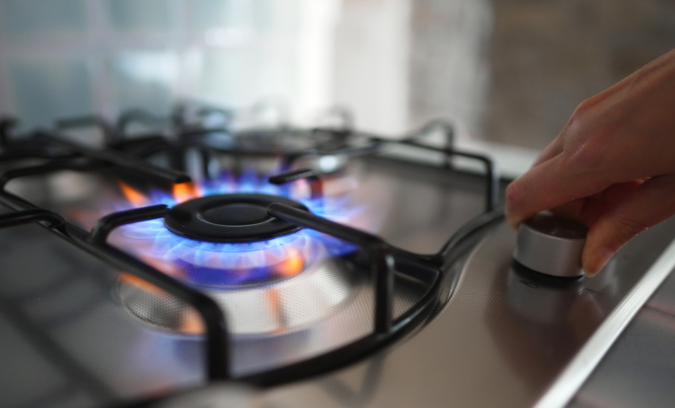 Who Can Safely Install a Gas Line for Your Stove? | Redfin Plumbing